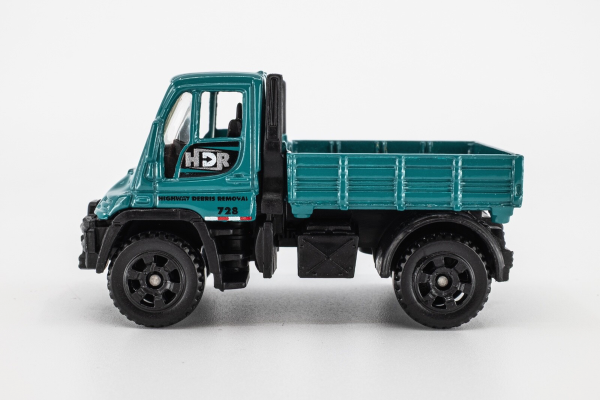 2009 Matchbox #70 MercedesBenz Unimog U300 TURQUOISE | HIGHWAY DEBRIS ...