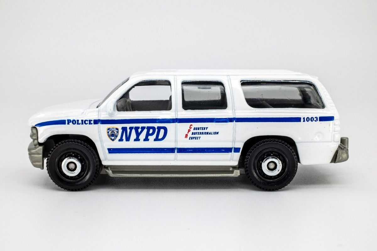 2016 Matchbox "Police Rescue" 2000 Chevrolet Suburban WHITE | NYPD | M ...