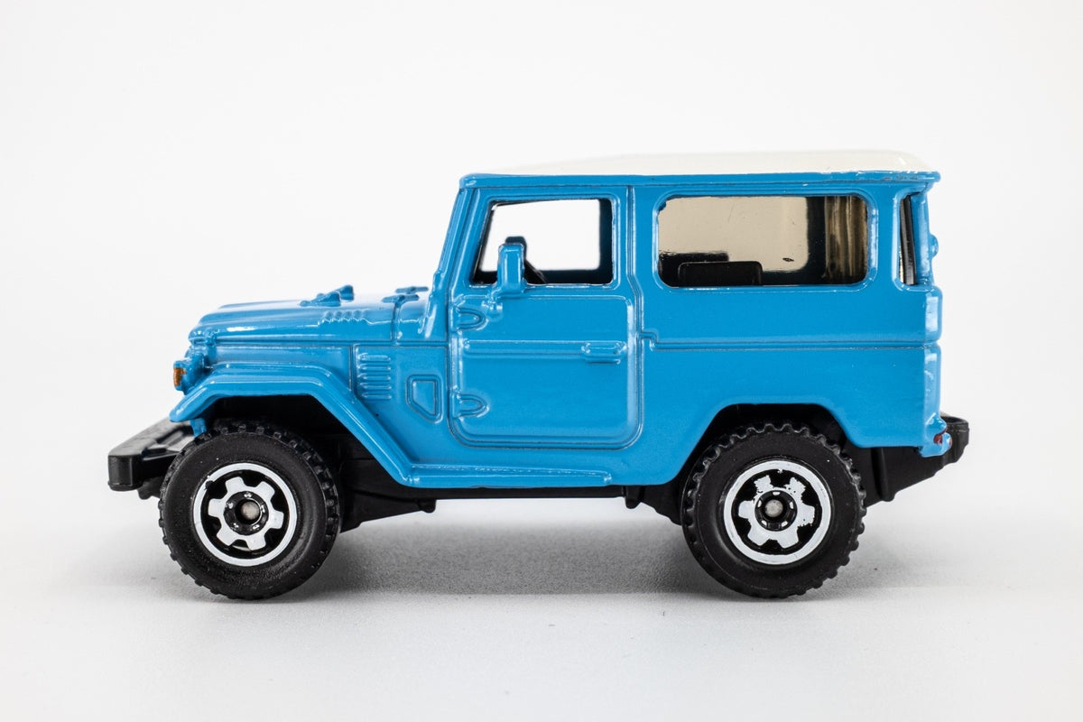 2009 Matchbox #89 '68 Toyota Land Cruiser SKY BLUE | MINT – Village Diecast